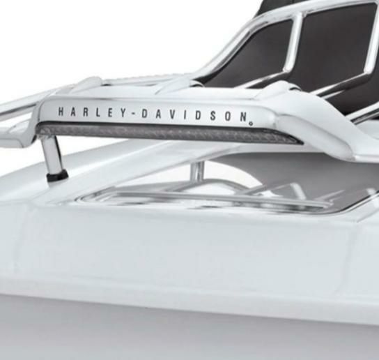 2014以降 ツーリング、トライグライド エアウィング・ツアーパックラック用 LEDテールライト (クローム/スモーク) |ハーレーパーツ専門 ...