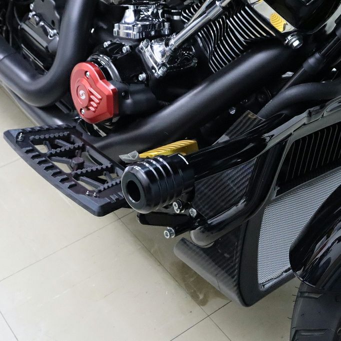 2014以降 ツーリング、2018以降 ソフテイル 純正クラッシュバー用 アルミスライダー (ブラック) スピードラ |ハーレーパーツ専門店 ...