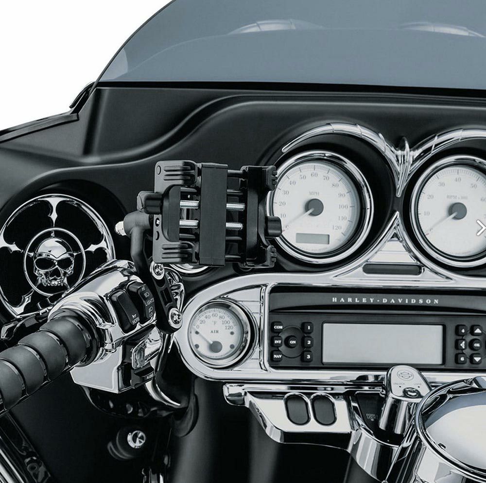 Kuryakyn テックコネクト（スマホ、ナビ用）