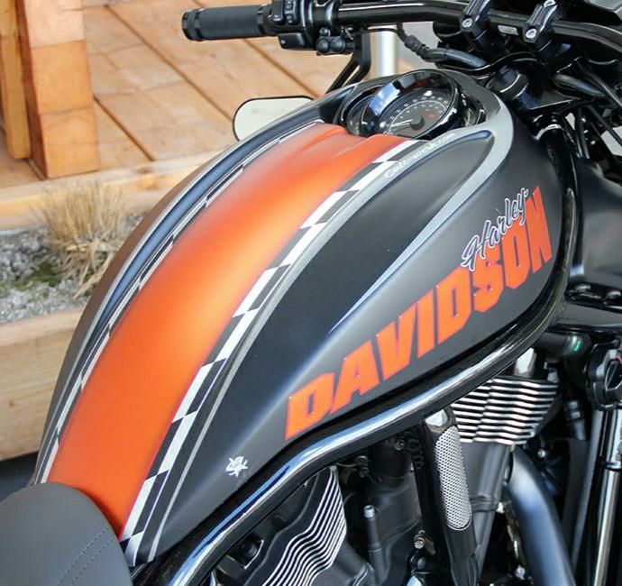 V-ROD(VRSC)用ボディ・カスタム