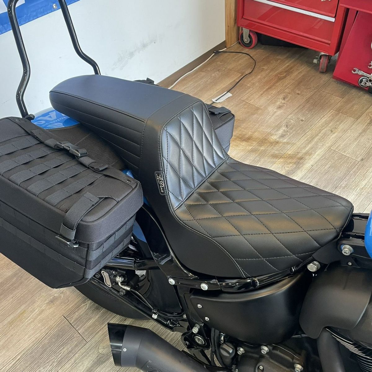 シート：FXBB ストリートボブ、FXST ソフテイルスタンダード｜ハーレーカスタムパーツ専門店