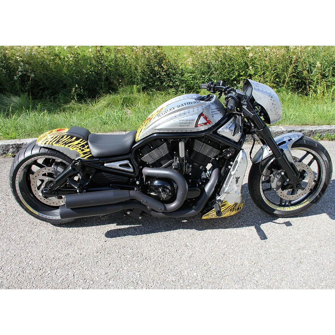 V-ROD(VRSC)用ボディ・カスタム