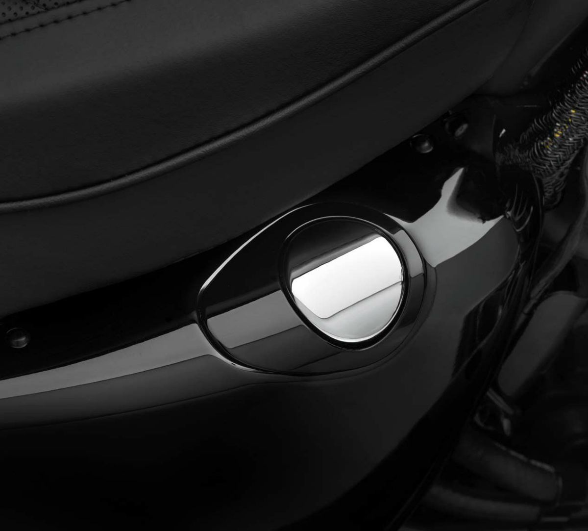 スポーツスター サイドカバー｜ハーレーカスタムパーツ専門店