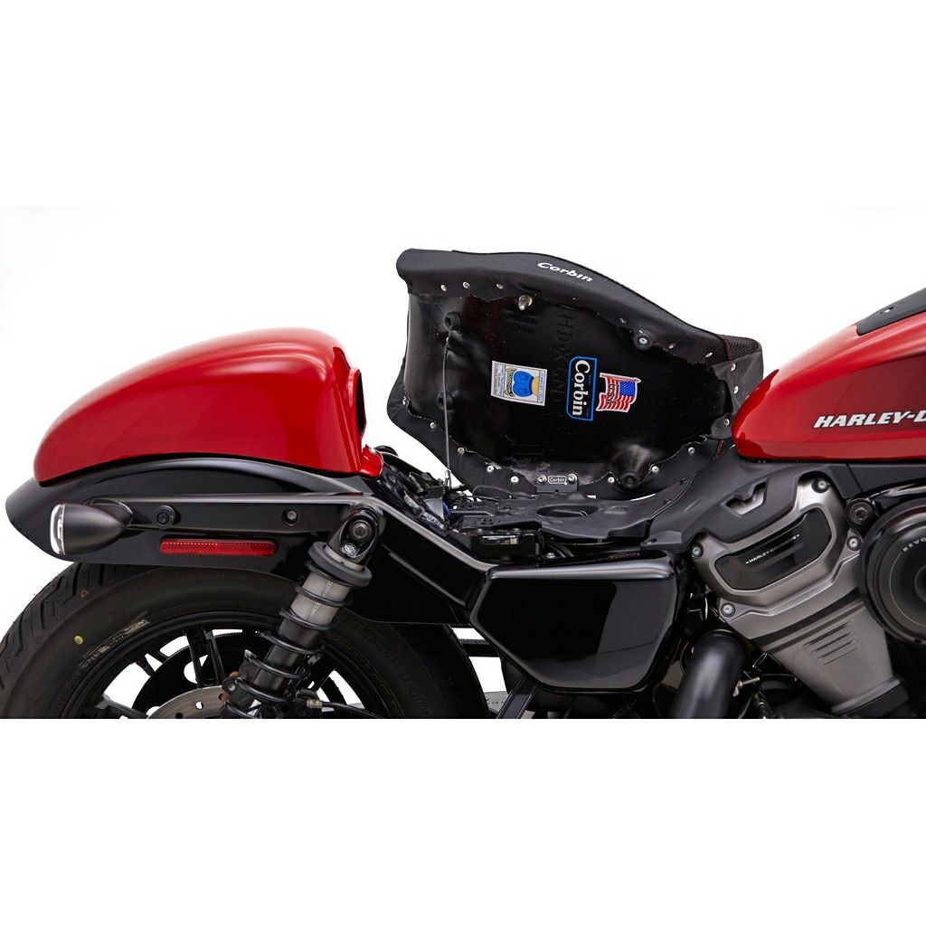 ナイトスター シート｜ハーレーカスタムパーツ専門店