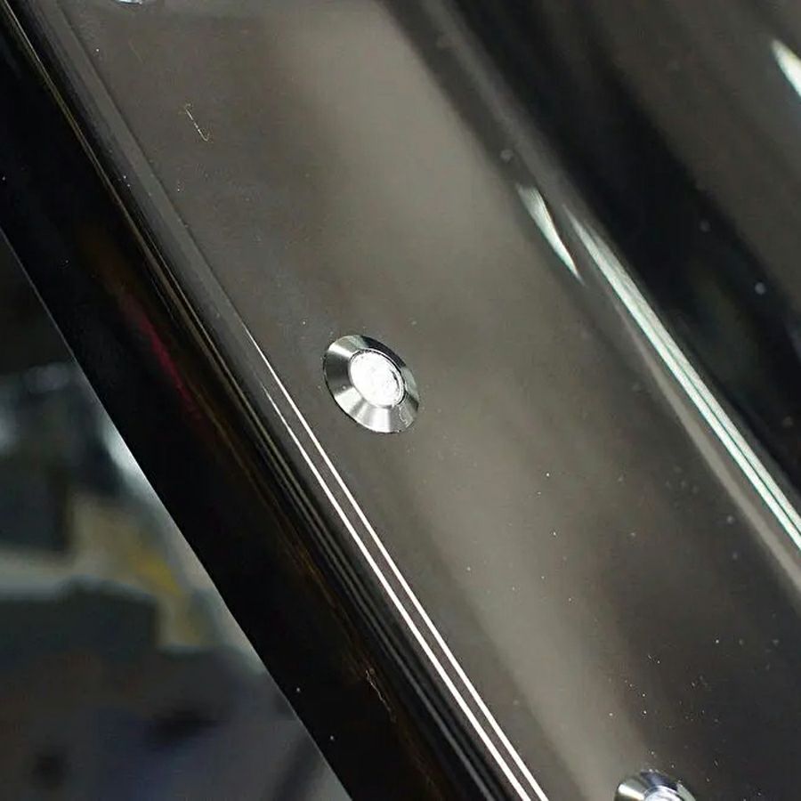 ハーレー、ツーリング用 補助ライト ブラケット＆ハウジング｜ハーレーカスタムパーツ専門店