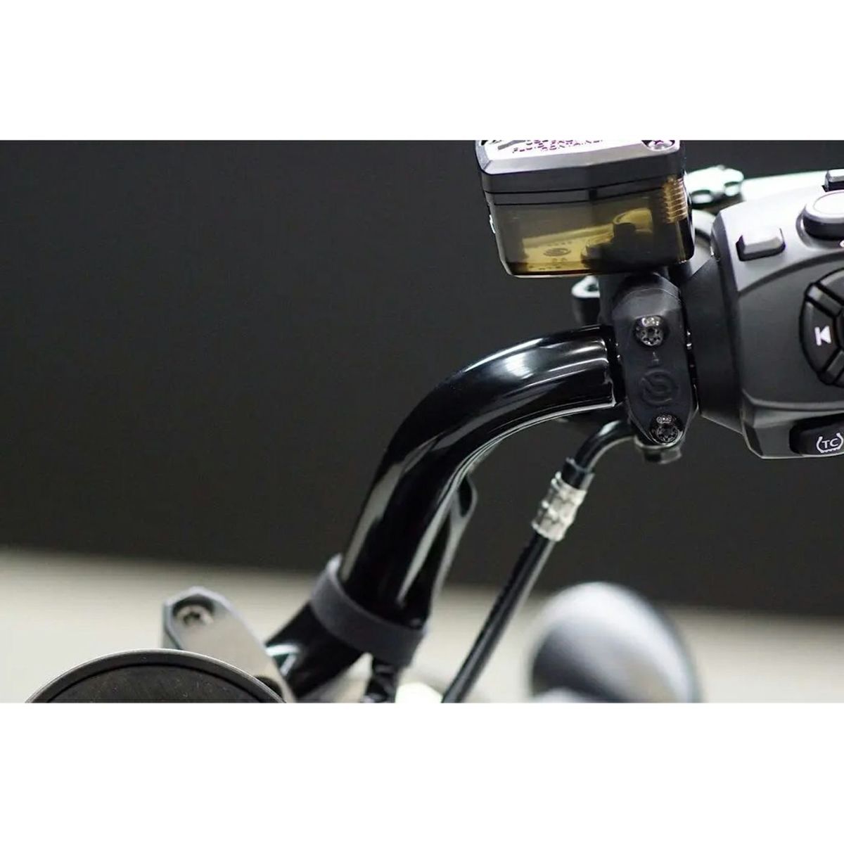 SportsterS ハンドルバー｜ハーレーカスタムパーツ専門店